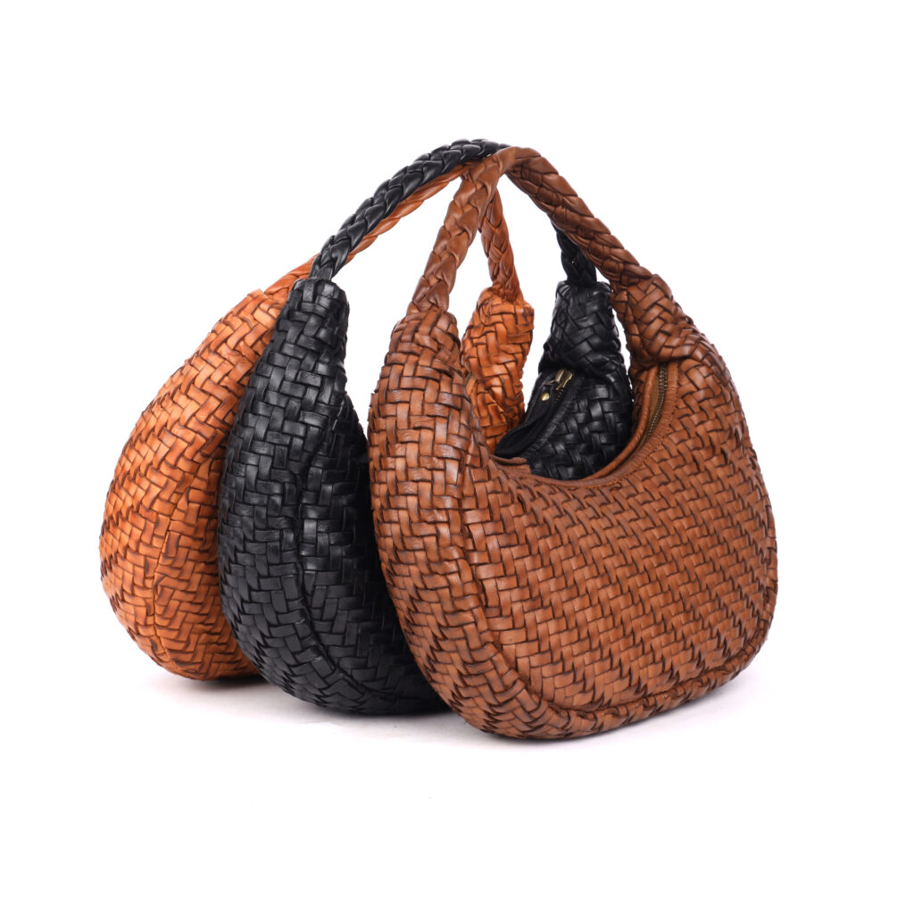 RH-2567 Windsor - Rugged Hide